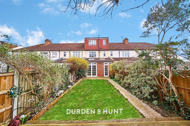 Buckhurst Way, Buckhurst Hill IG9, 4 bedroom terraced house for sale ...