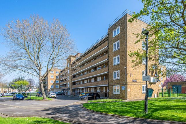 Stockwell Road, Stockwell, London SW9, 2 bedroom flat for sale ...