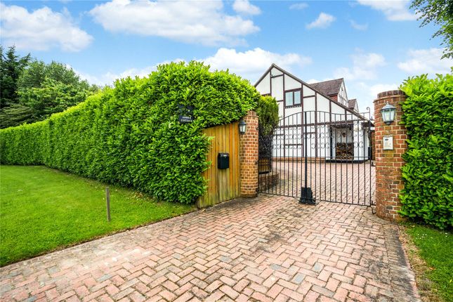 4 bed detached house for sale in Knowl Hill, Kingsclere, Newbury ...