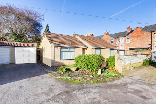 Durham Close, Nottingham, Nottinghamshire NG2, 3 bedroom detached ...