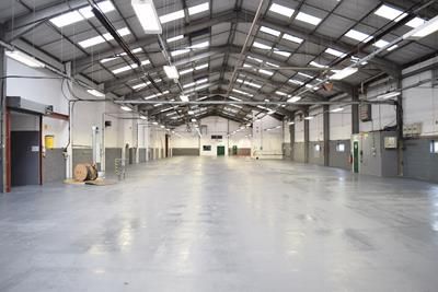 Light industrial to let in (Modern Workshop & Poss Whole?), Peel Street ...