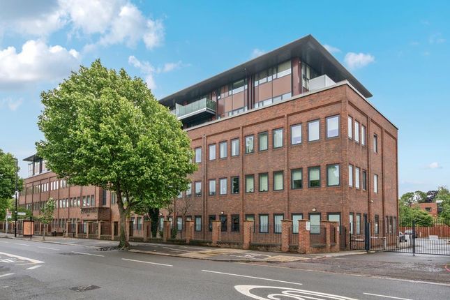 John Busch House, London Road, Isleworth TW7, 2 bedroom flat for sale ...