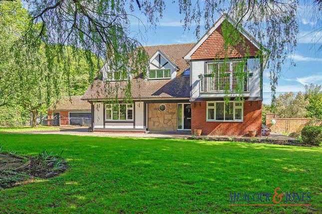 Doddinghurst Road, Pilgrims Hatch, Brentwood CM15, 4 bedroom detached ...