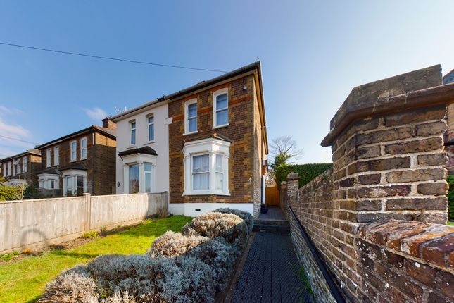 Hughenden Road, High Wycombe HP13, 3 bedroom semi-detached house for ...