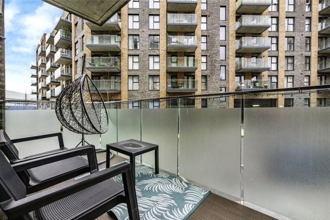 James Smith Court, Dartford, Kent DA1, 2 bedroom flat for sale ...