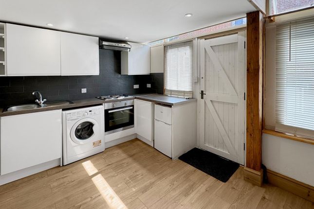 Saling Grove, Great Saling, Braintree CM7, 1 bedroom mews house to rent ...