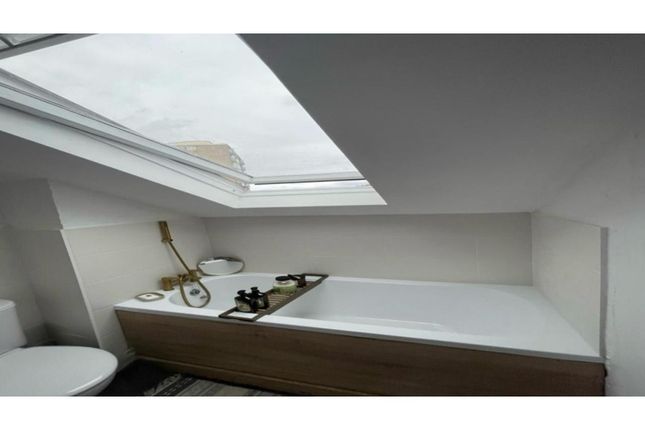 48 Victoria Drive, London SW19, studio for sale - 69775146 | PrimeLocation