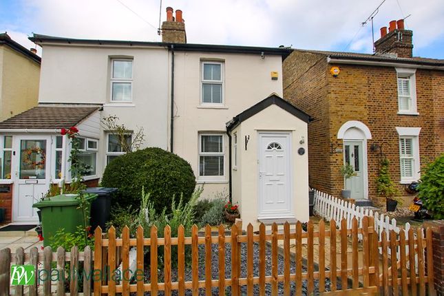 Church Lane Cheshunt Waltham Cross En8 2 Bedroom Semi Detached House