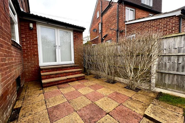 Brownberrie Drive, Horsforth, Leeds, West Yorkshire LS18, 3 bedroom ...
