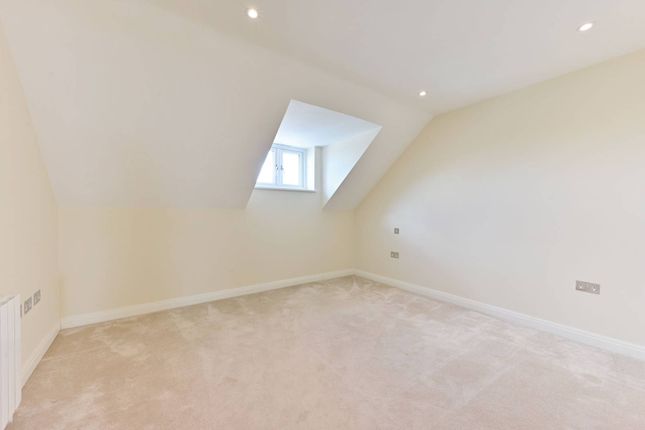 Durham Road, West Wimbledon, London SW20, 4 bedroom semi-detached house ...