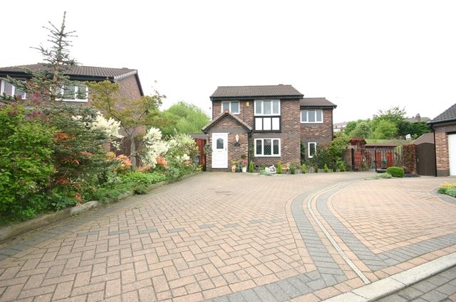 3 bed detached house for sale in Hazlemere, Stoneclough, Bolton BL4 ...