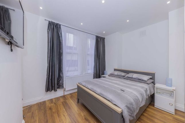 Lyham Road, London SW2, 3 bedroom flat for sale - 63737693 | PrimeLocation