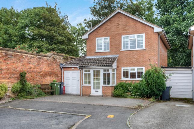 Homes for Sale in Warwick, Warwickshire - Buy Property in Warwick ...