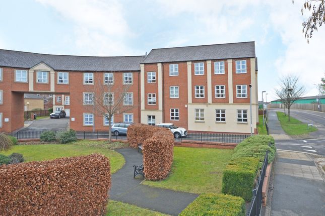 Martins Court, Leeman Road, York YO26, 2 bedroom flat for sale ...
