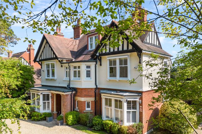 The Avenue, Crowthorne, Berkshire RG45, 6 bedroom detached house for ...