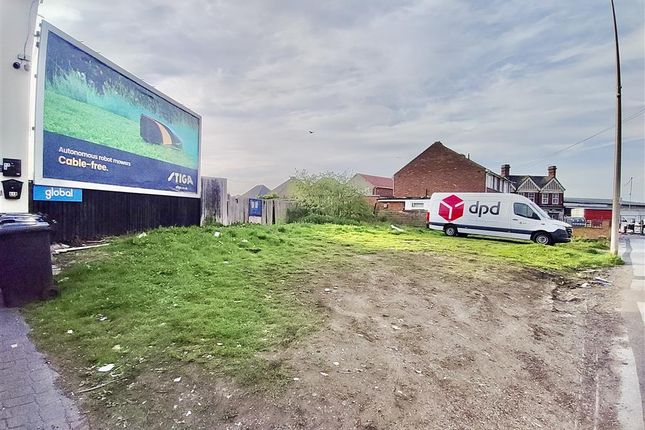 Rood End Road, Oldbury B68, land for sale - 64541317 | PrimeLocation
