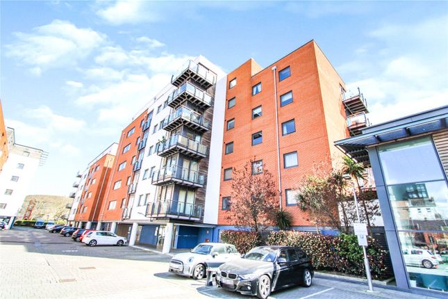 Sirocco, 33 Channel Way, Southampton, Hampshire SO14, 1 bedroom flat ...