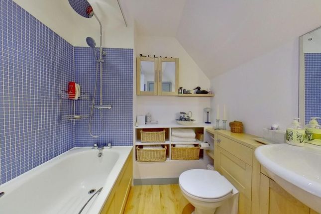 16 Moy House Court, Moy, Near Forres IV36, 3 bedroom cottage for sale ...