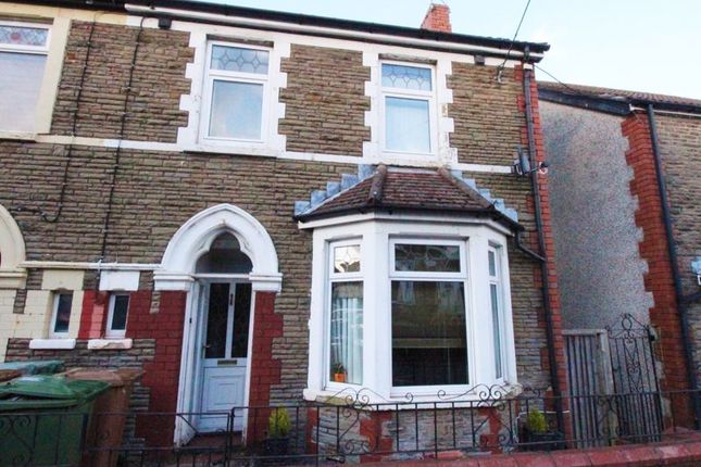 Van Road, Caerphilly CF83, 3 bedroom terraced house for sale - 54432916 ...