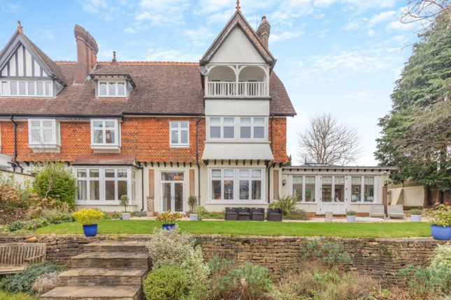 Homes for Sale in Godalming - Buy Property in Godalming - Primelocation