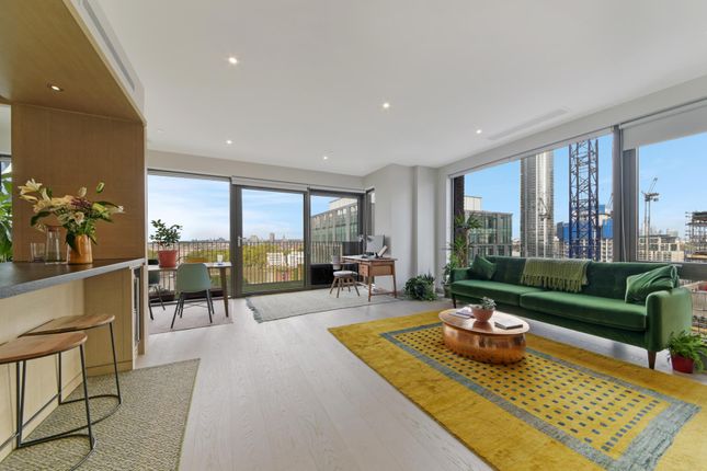 2 bed flat to rent in Legacy Building, Embassy Gardens, London SW11 ...