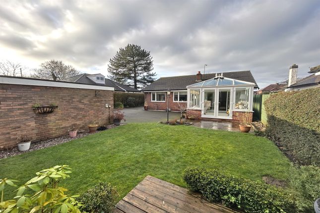 Wilmslow Road, Handforth, Wilmslow SK9, 2 bedroom detached bungalow for ...