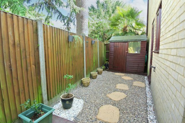 Badgers Close, Ashford TW15, 3 bedroom property for sale - 70060314 ...