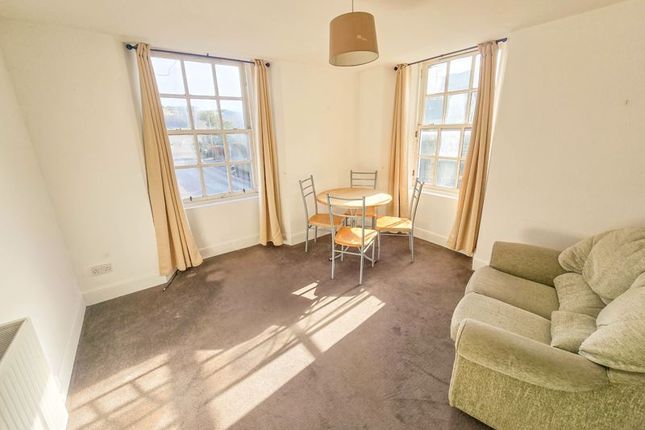 High Street, Newburgh, Cupar KY14, 1 bedroom flat for sale - 69726444 ...