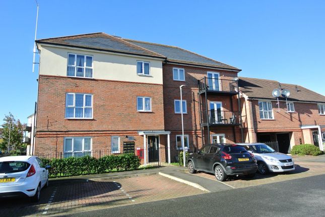 Beech House, Stone Well Road, Staines-Upon-Thames TW19, 2 bedroom flat ...