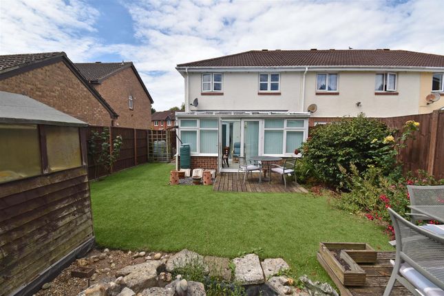 Celandine Avenue Locks Heath Southampton So31 2 Bedroom Terraced
