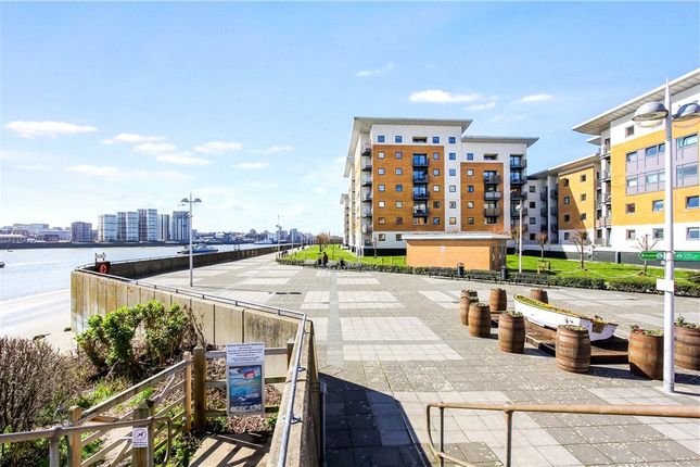 Fishguard Way, London, London E16, 2 bedroom flat for sale - 63981254 ...