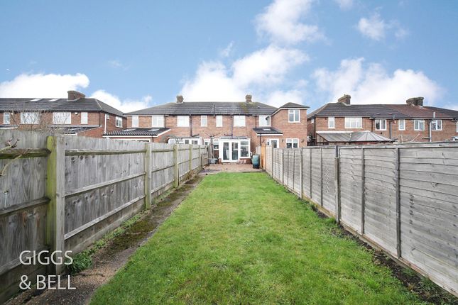 Chesford Road Luton Bedfordshire Lu2 2 Bedroom Terraced House For