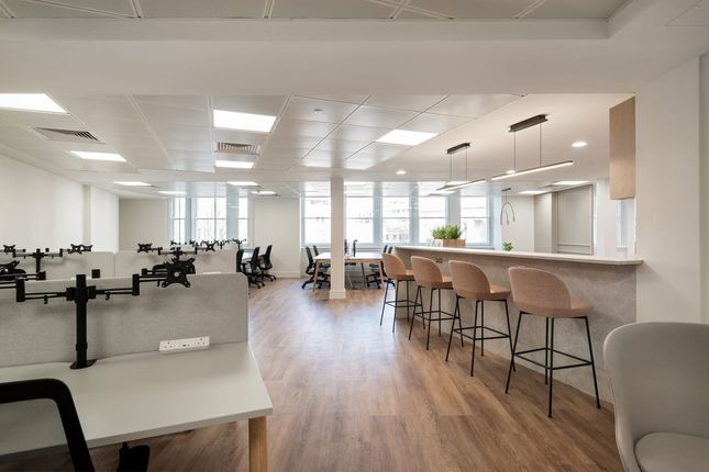 St. Paul's Churchyard, London EC4M, office to let - 64720285 ...