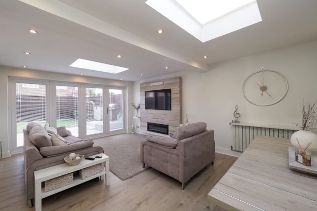 3 Bed Semi Detached House For Sale In Thoresby Road Rainworth