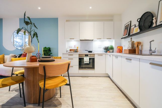 Edgware Parade, Edgware by Sovereign Network Group - New home ...