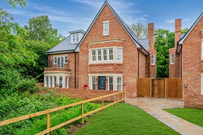 Smitham Bottom Lane, Purley CR8, 2 bedroom property for sale - 68551020 ...