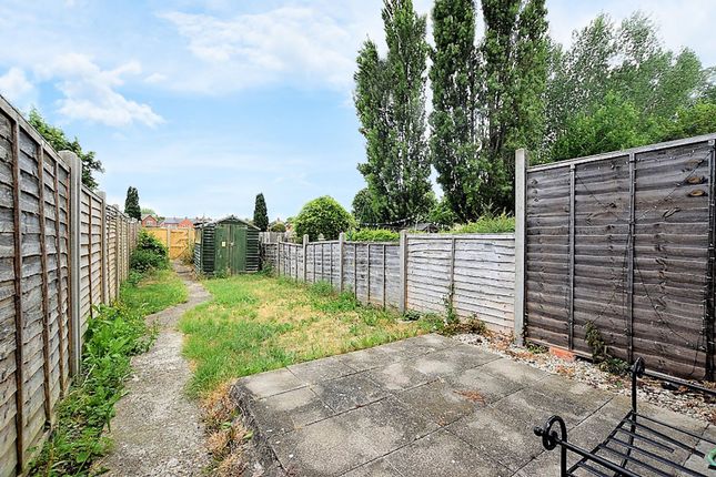 George Street Caversham Rg4 3 Bedroom Terraced House For Sale