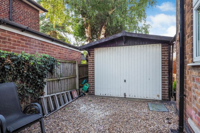 Bramcote Lane, Nottingham, Nottinghamshire NG8, 4 bedroom detached ...