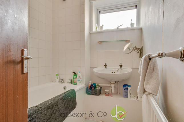 Avon Way, Colchester CO4, 3 bedroom flat to rent - 64043403 | PrimeLocation