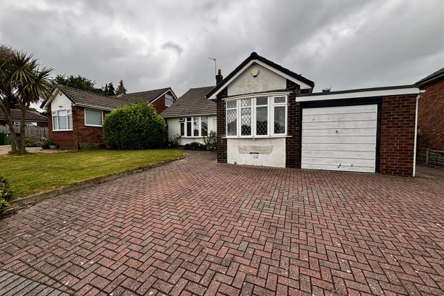Ashlea Close, Garforth, Leeds LS25, 3 bedroom detached bungalow for ...