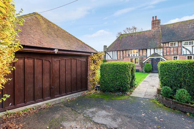 5 bed detached house for sale in Green Lane, Rodmersham, Sittingbourne ...