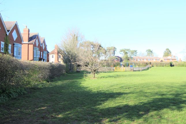 Silver Street, Stansted CM24, 2 bedroom flat to rent - 64330365 ...