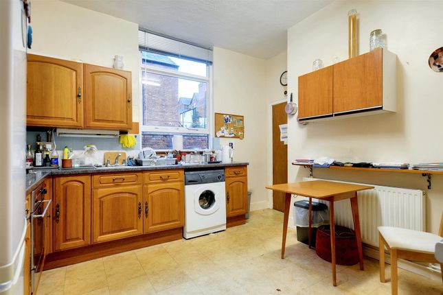 Waterloo Road, Nottingham NG7, 1 bedroom flat for sale - 68937914 ...