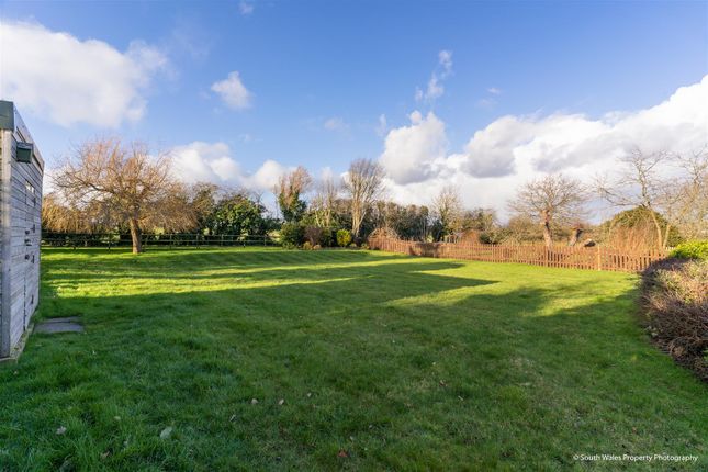 Cwm Ciddy Lane, Barry, Vale Of Glamorgan CF62, 5 bedroom barn ...