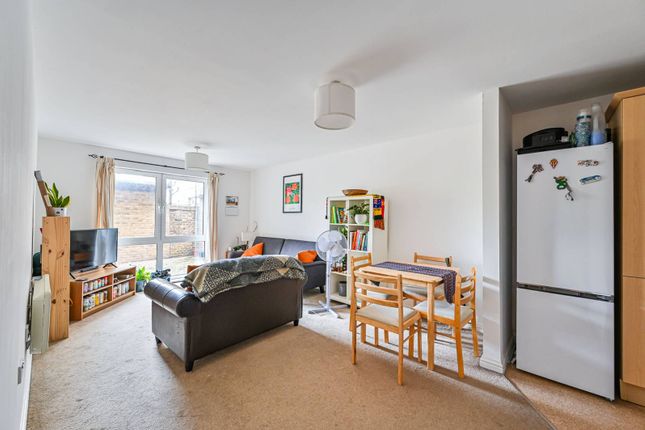 Effra Parade, Brixton, London SW2, 1 bedroom flat for sale - 65317947 ...