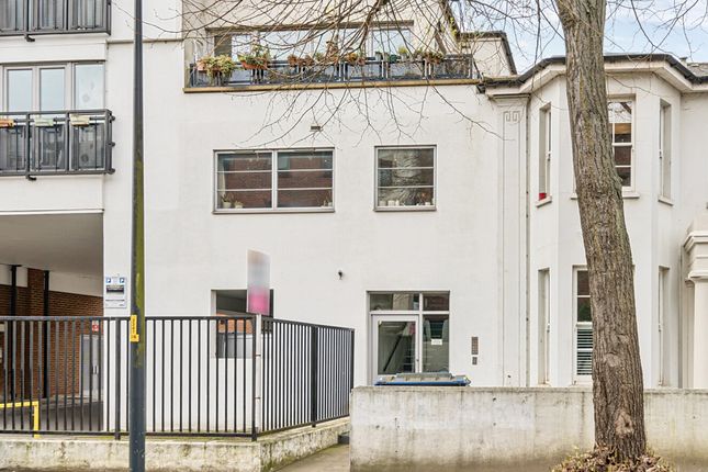 Peckham Grove, Peckham, London SE15, 2 bedroom flat for sale - 69547740 ...