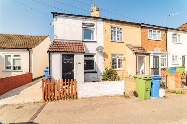 Lower Farnham Road Aldershot Hampshire Gu12 2 Bedroom End Terrace