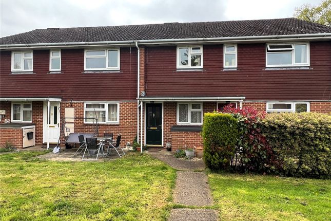Manor Road, Tongham, Surrey GU10, 2 bedroom maisonette for sale ...