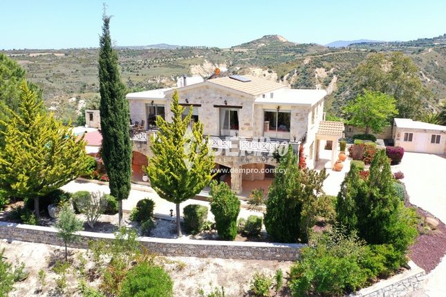 Giolou, Paphos, Cyprus, 6 bedroom villa for sale - 56050561 | PrimeLocation