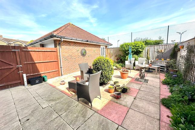 Southernhay Court, Milford On Sea, Lymington, Hampshire SO41, 3 bedroom ...